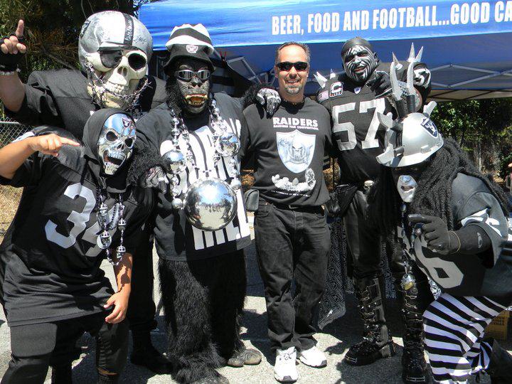 Sports: Raiders Fan Convention Schedules Its First Conclave Outside ...