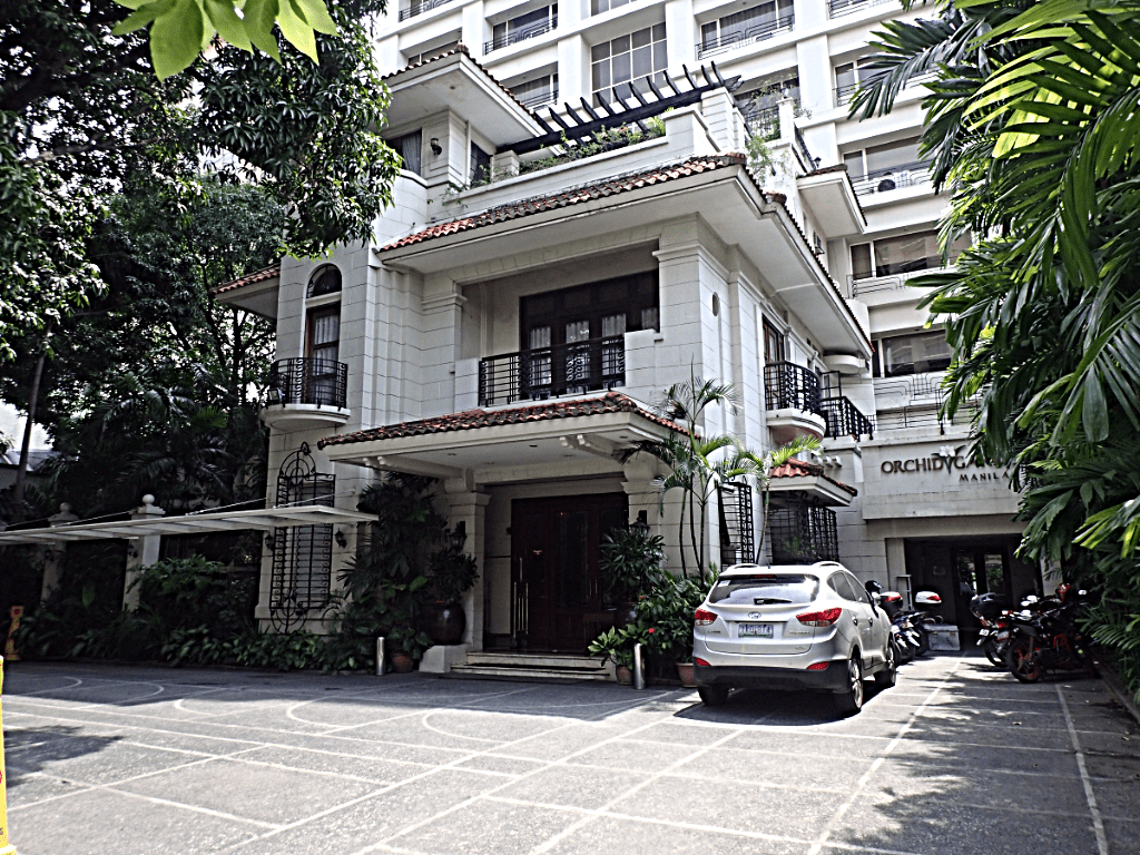 Hotel Review: Orchid Garden Suites Manila - Accidental Travel Writer